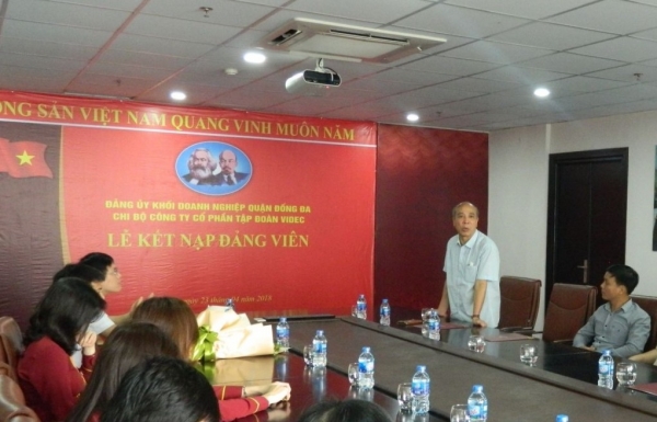 Số đoàn viên công đoàn được kết nạp Đảng tăng 1,4 lần so với nhiệm kỳ ...